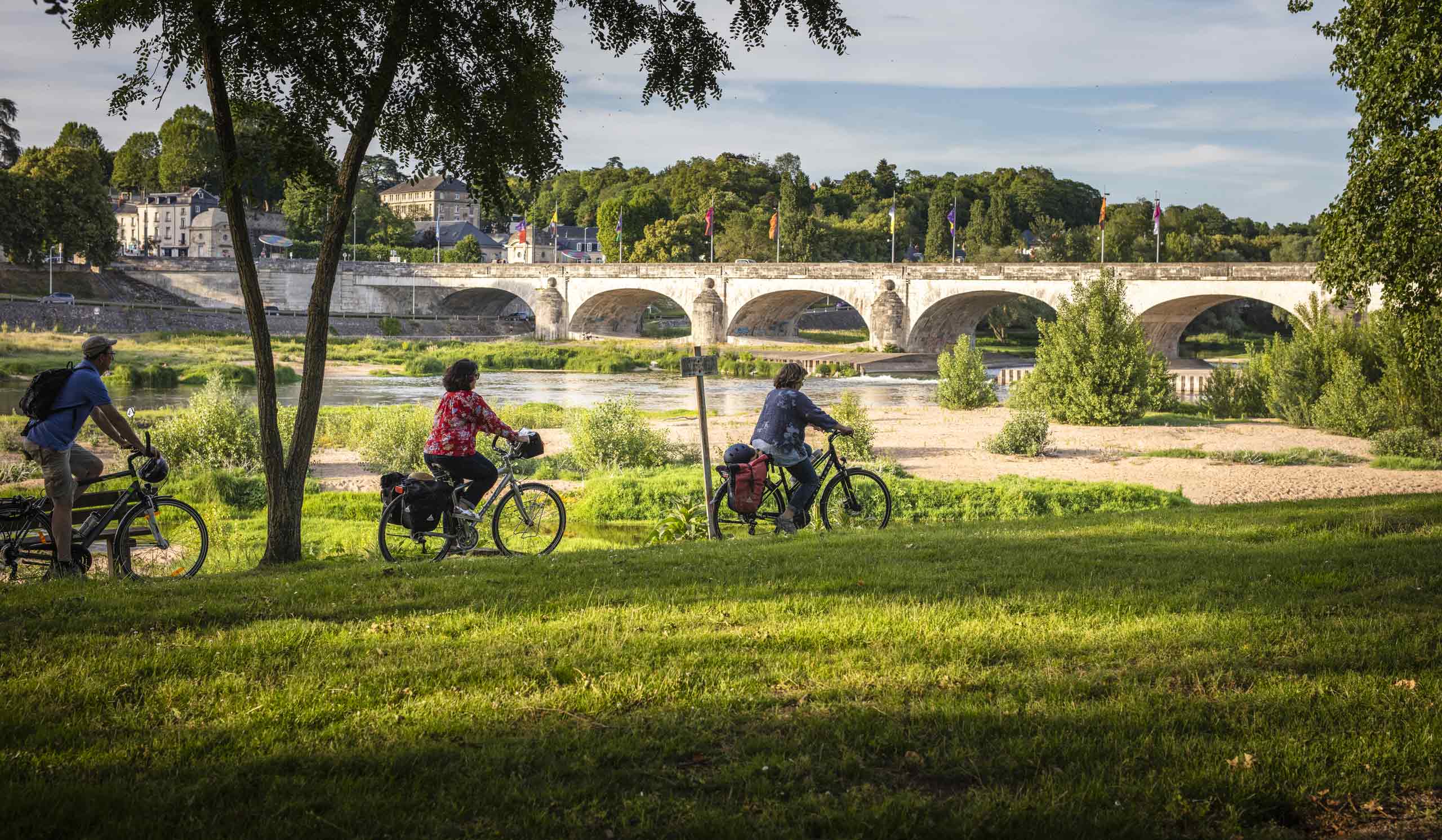 Tours en Val de Loire | Office de Tourisme & des Congrès Tours Loire ...